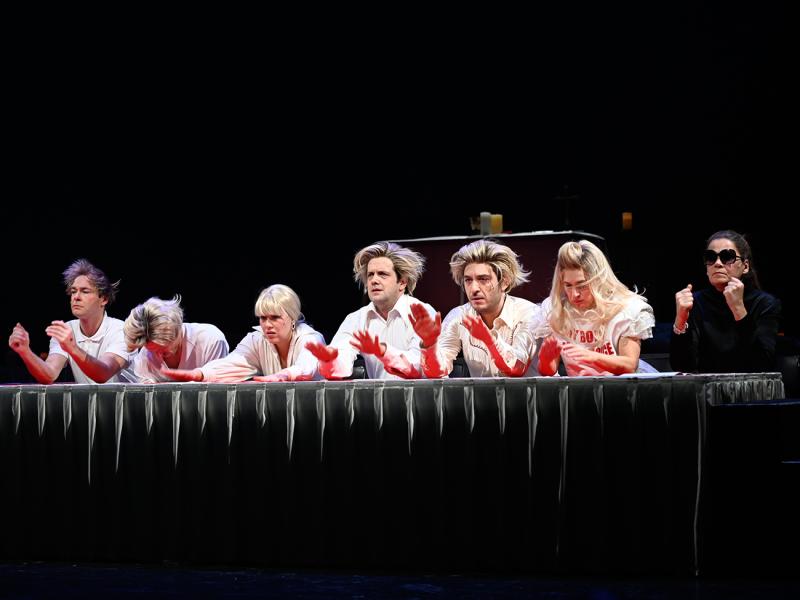 Endsieg | Deutsches Schauspielhaus Hamburg
